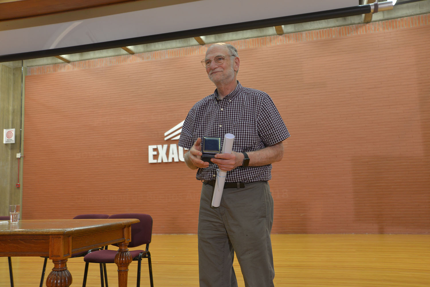 Michael Rosbash, honoris causa | Facultad de Ciencias Exactas y ...