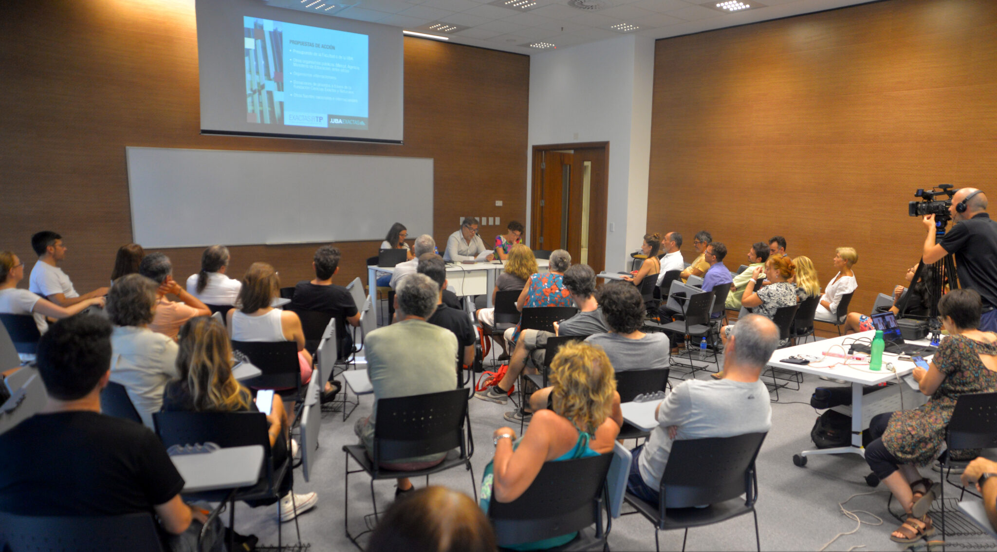 Un plan para potenciar a Exactas | Facultad de Ciencias Exactas y Naturales de la Universidad de ...